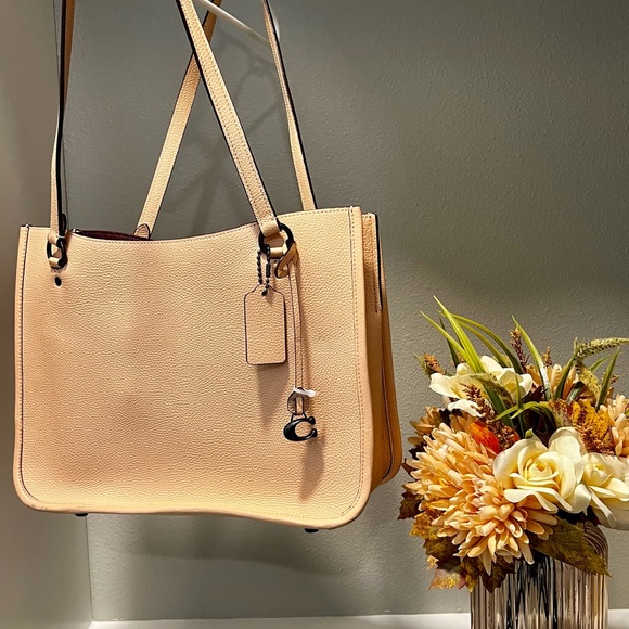 Coach | Bags | Coach Bag Beautiful Peach With Dark Burgundy Lining ...